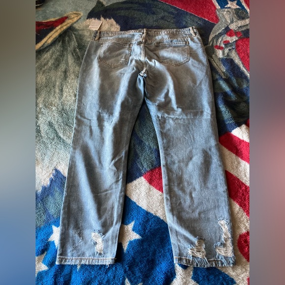 Guess | Jeans | Guess Ripped And Distressed Women Jeans | Poshmark
